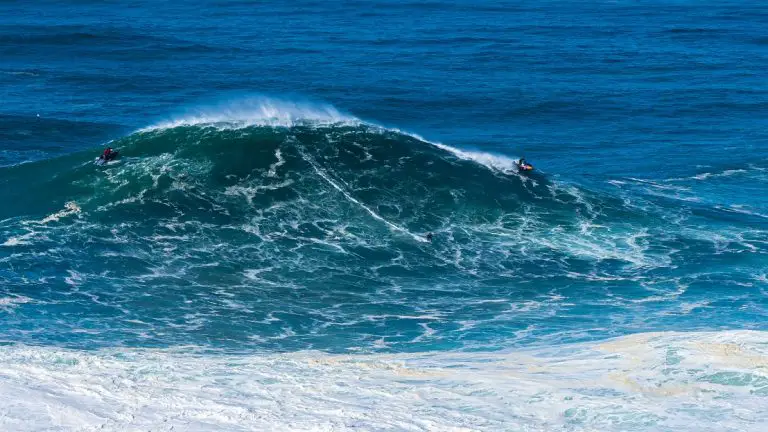 Surfen in Portugal: 8 plekken waar je heerlijk kunt surfen